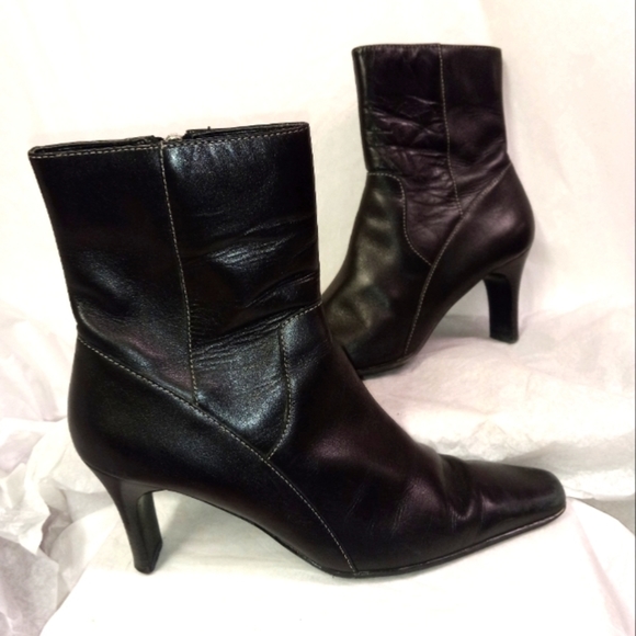 Anne Klein | Shoes | Ak Annie Klein Iflex Ankle Boots Black Leather ...